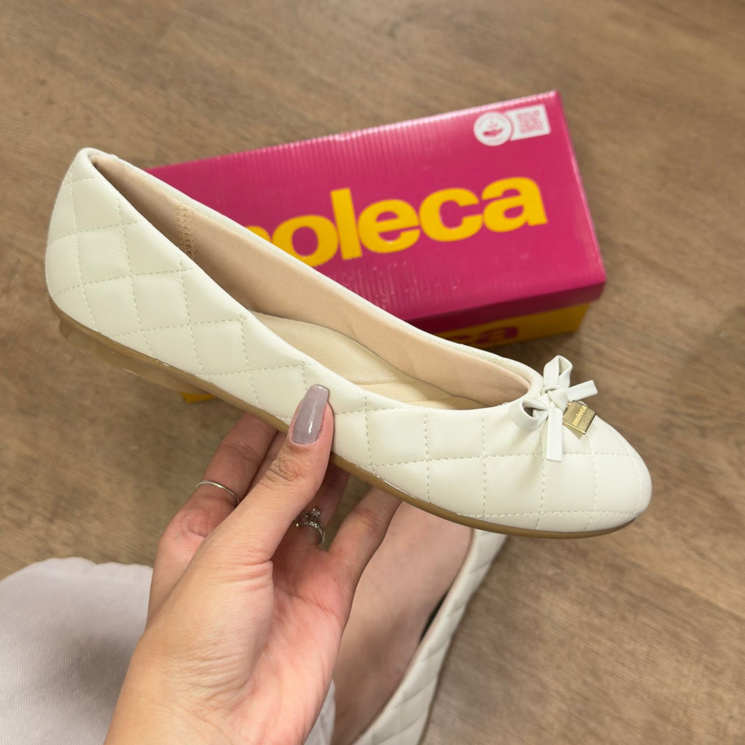 Moleca - Conforto e Estilo em Cada Passo! – Armazém dos Chinelos