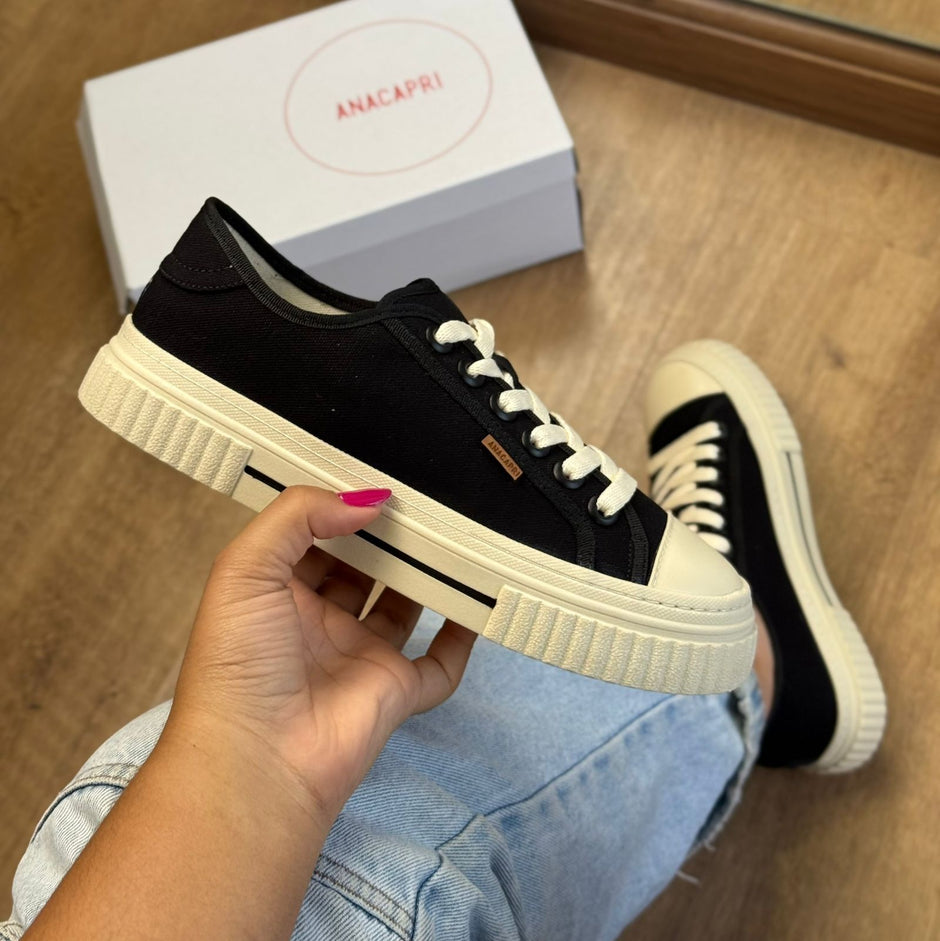 Ana Capri: Elegância e Conforto no Armazém dos Chinelo – Armazém dos ...